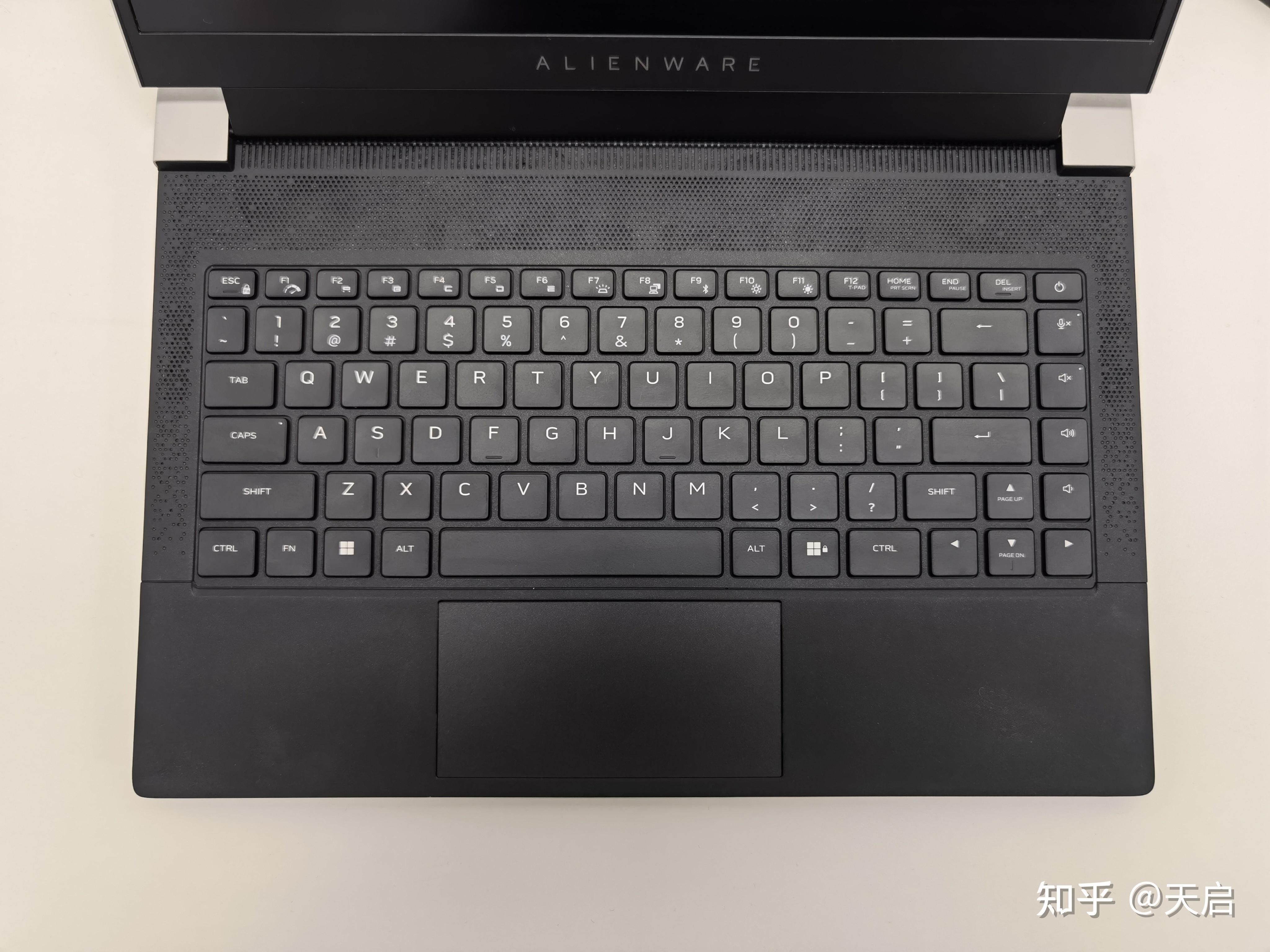 至薄之刃——ALIENWARE x14 R1速览体验 - 知乎
