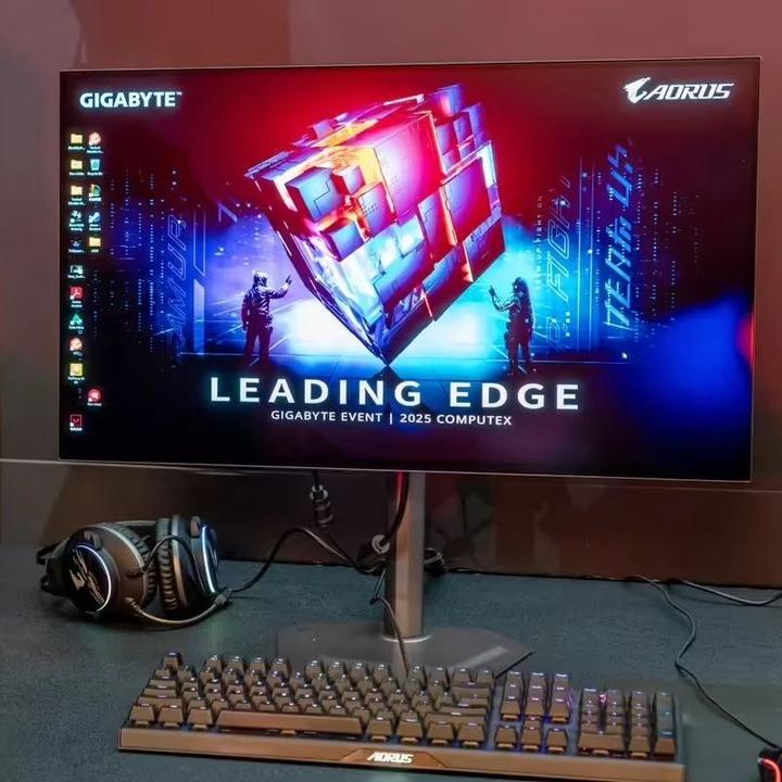 LGD第四代 WOLED 面板正式进入非电视领域 - 知乎