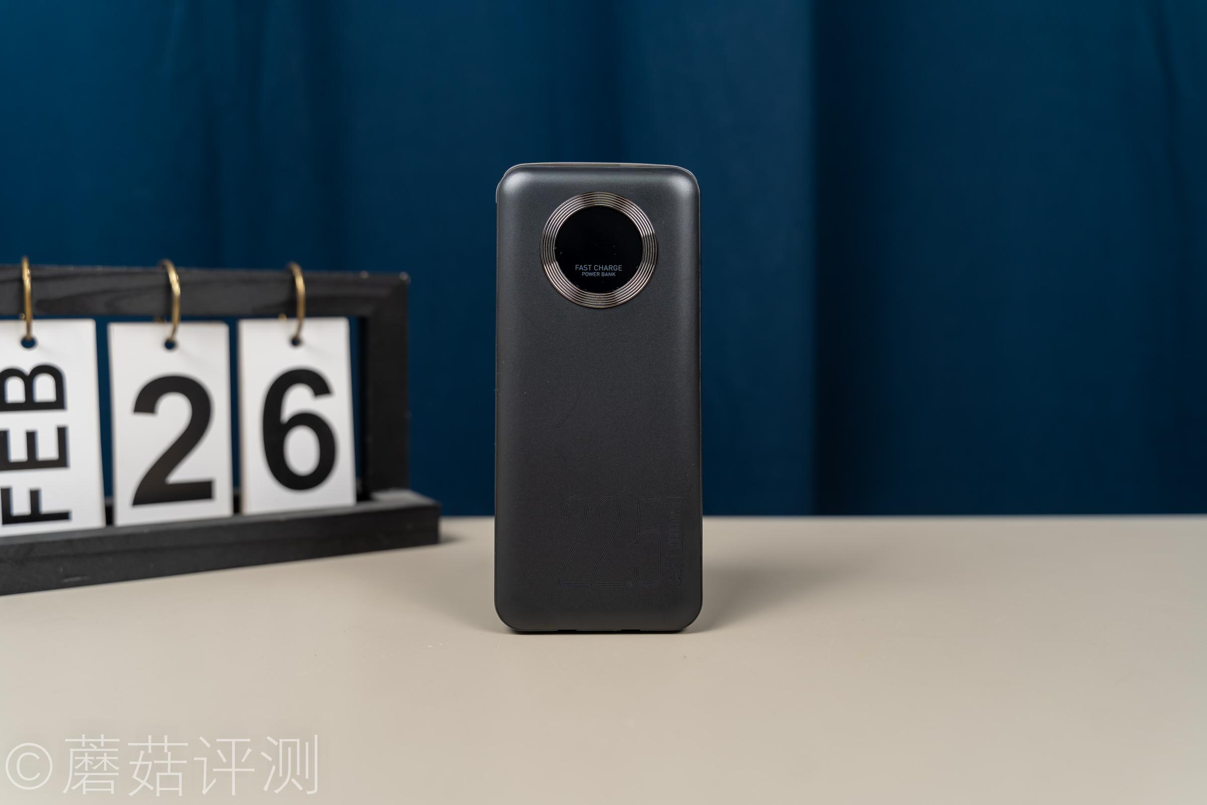 出门使用超级方便的一个移动电源、台电E10Pro-K小双辫移动电源 评测 - 知乎