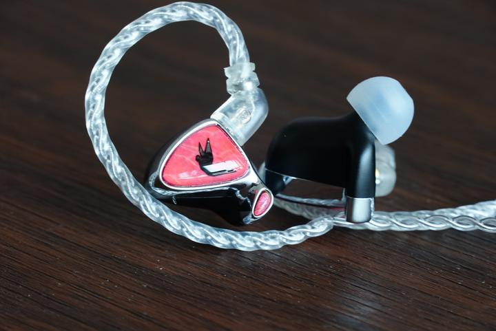 品牌创立至今的最高素质，监听旗舰，SUPERTFZ FORCE 5 - 知乎