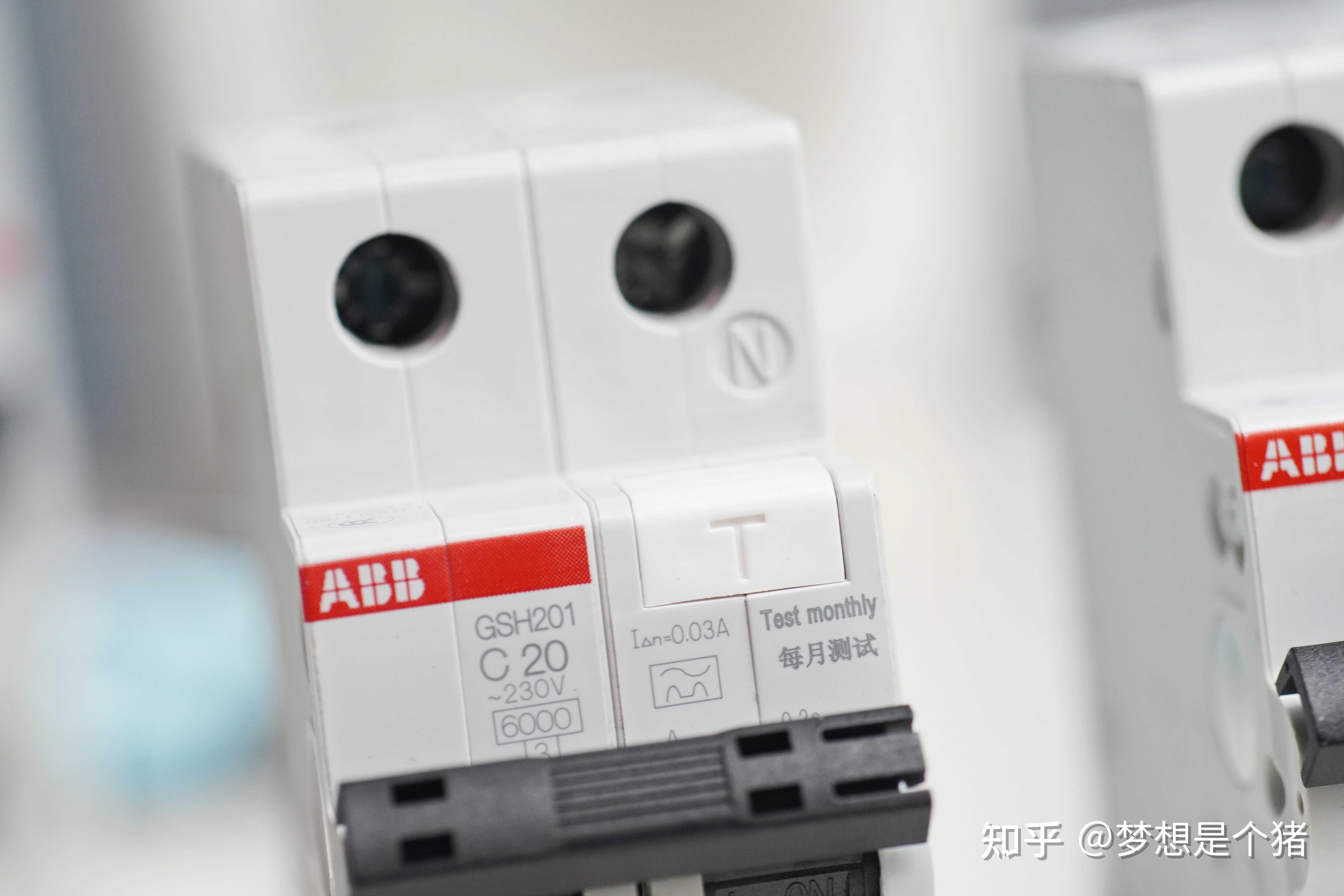 纯干货：微型断路器的选型及ABB SH200系列拆解分析 - 知乎