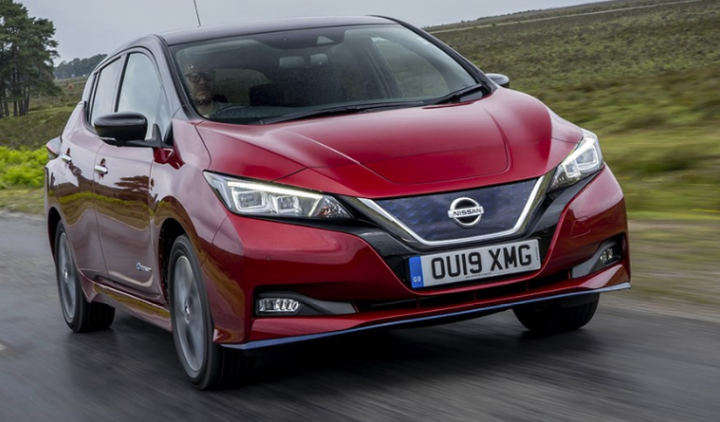 日产Ariya:不止车标会发光，日式未来感是啥样？ - 知乎