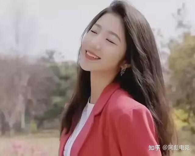 请问吕总背后是谁？有? - 知乎