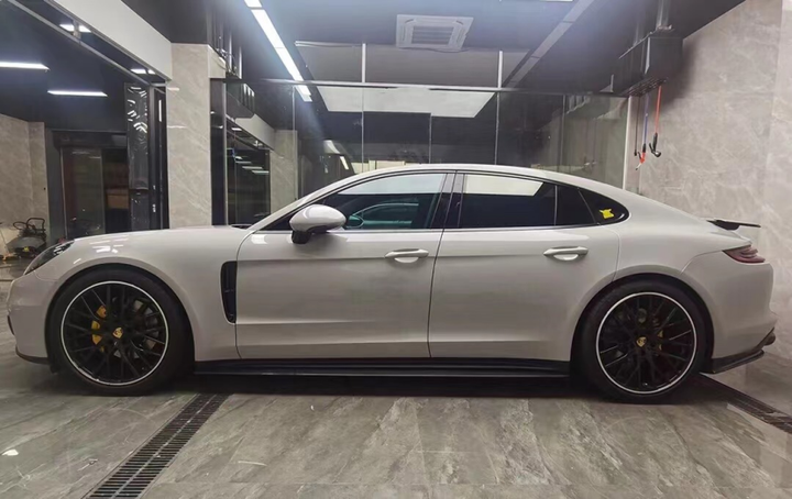 保时捷帕拉梅拉改色漆面火山灰 - 知乎