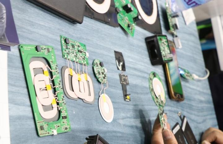 5-15W无线充方案||兼容PD、QC等快充协议，支持在线升级 - 知乎