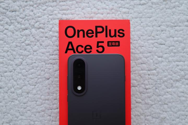 一加Ace5至尊版深度评测：电竞三芯重新定义游戏旗舰体验 - 知乎