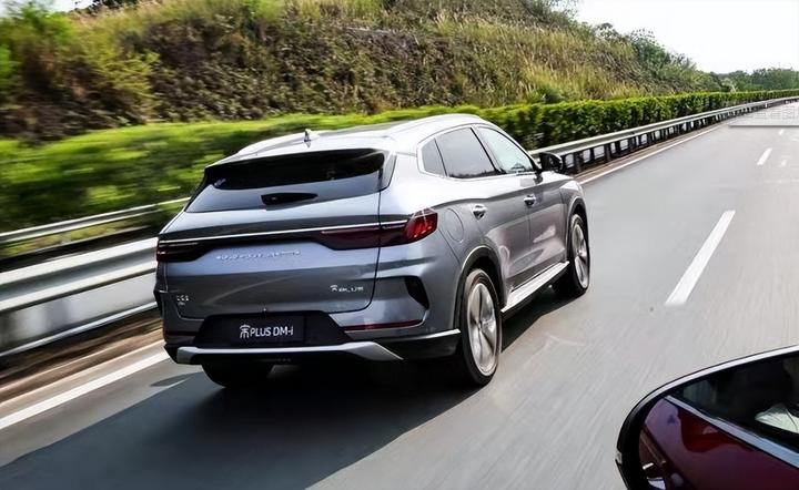 真实车主比亚迪宋Plus dmi长途能耗测评：百公里油耗4.5升~5.5升 - 知乎