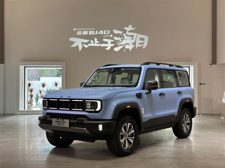 剑指坦克300，搭2.0T+8AT，配无框门，全新北京BJ40如何？ - 知乎