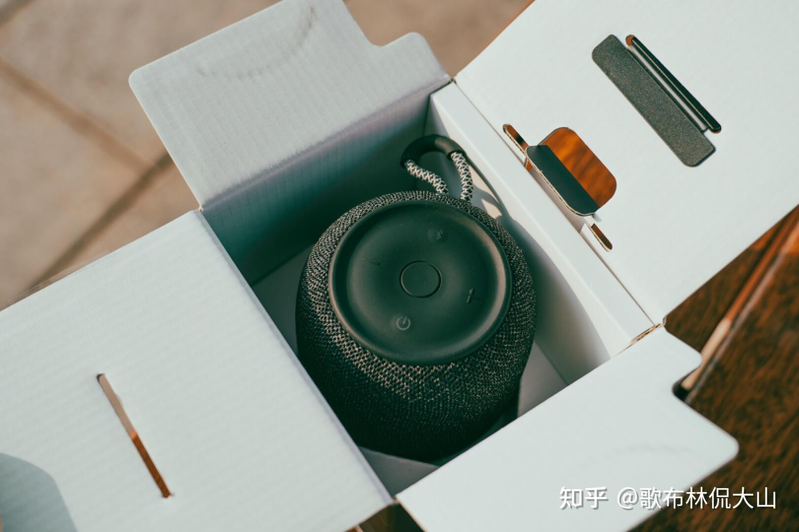 很mini的音乐随身宝：丹麦vifa做的蓝牙音箱不开脑放也动听 - 知乎