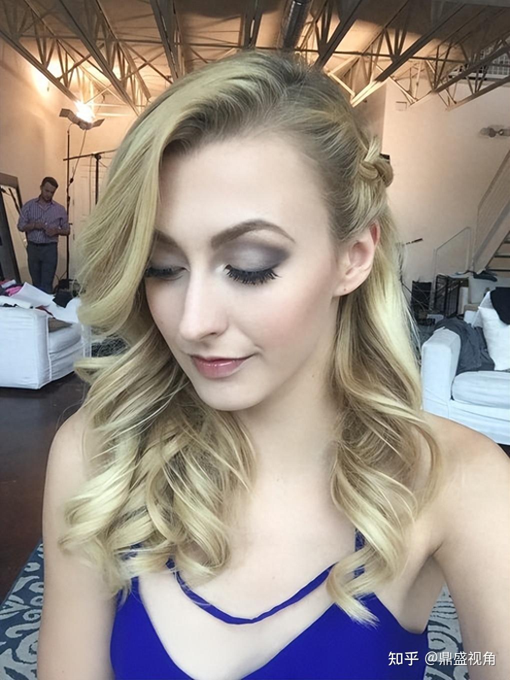 亚历克萨·格蕾丝(Alexa Grace)，业内最著名的双馨女演员之一 - 知乎