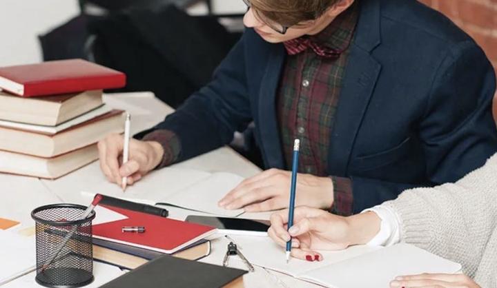 24Fall重点解析！UCL官方公布23Fall中国学生录取数据！ - 知乎