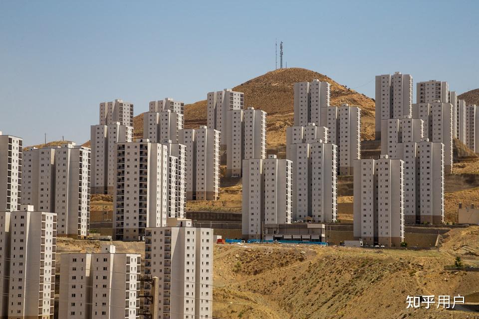 海外有哪些让你感到震撼的城市建筑？ - 知乎