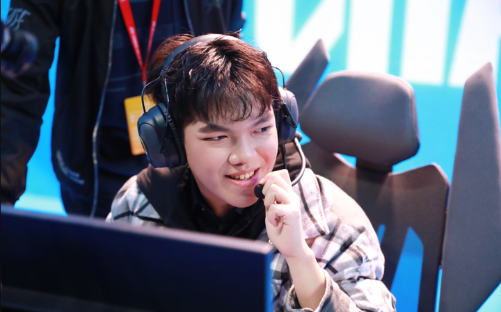 WBG前中单Angel被爆料将加入RNG，签了3年合同！ - 知乎