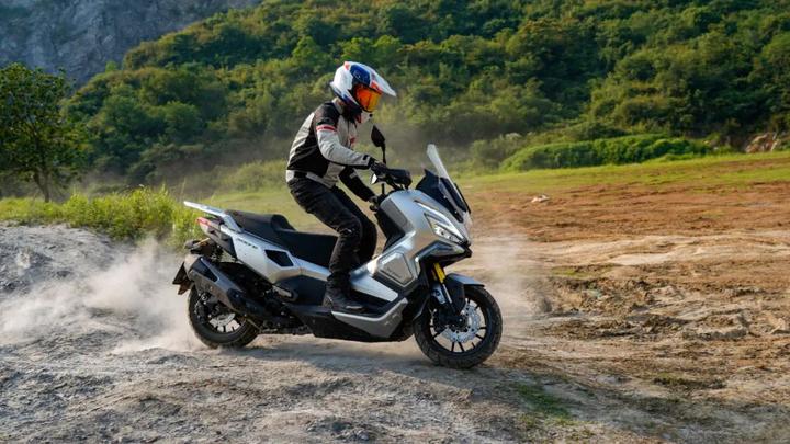 兼容得很好但不是平均主义—33980元光阳X350动态测评 - 知乎