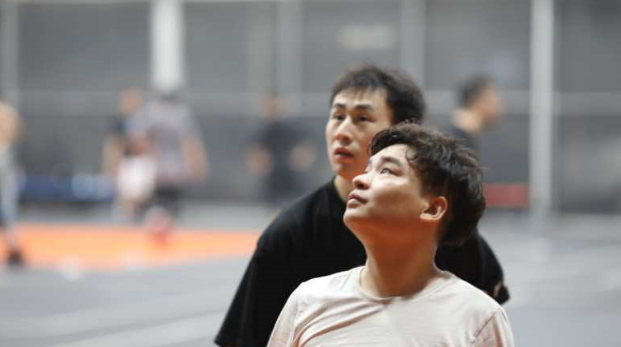 DOTA2：LONGDD直播间点评国内最强4号位，FY状态有待提高 - 知乎