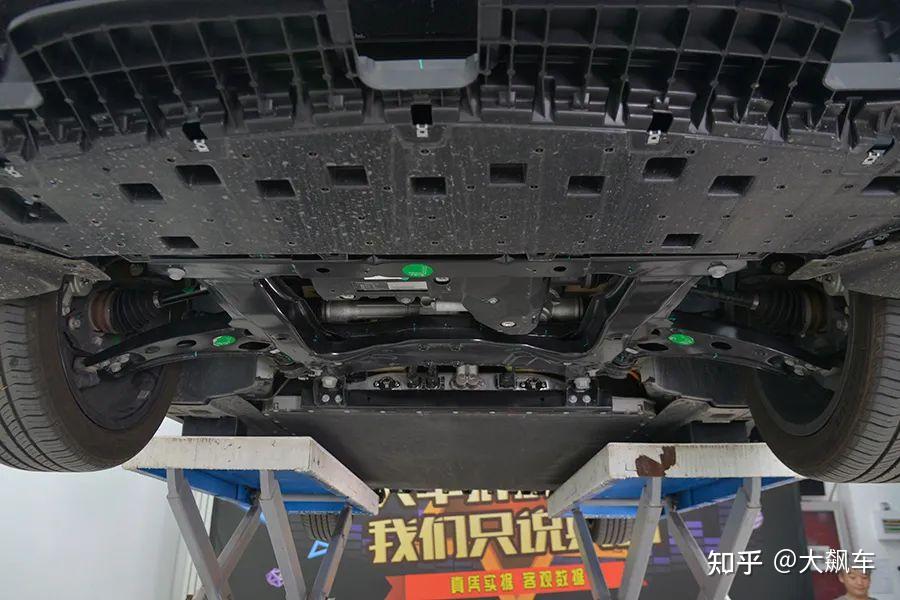 小鹏MONA M03拆车：不用过多纠结，毕竟主打就是便宜！ - 知乎