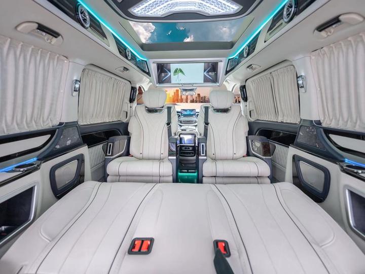 奔驰V260L高顶七座商务车，豪华配置低至7开头，再次跌破底价 - 知乎