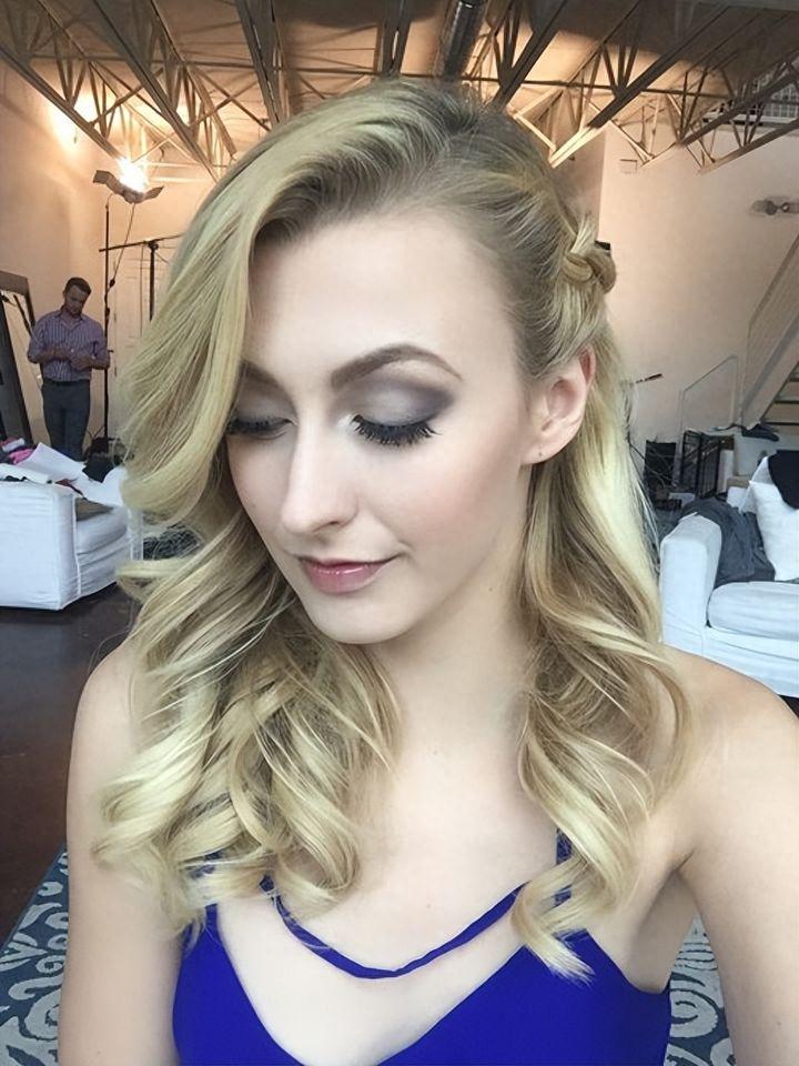 亚历克萨·格蕾丝(Alexa Grace)，业内最著名的双馨女演员之一 - 知乎