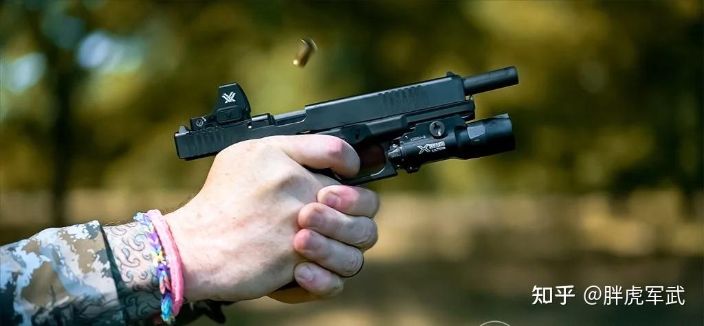 Glock 17L： 配备加长枪管 支持光学瞄准镜 专为竞赛设计 - 知乎