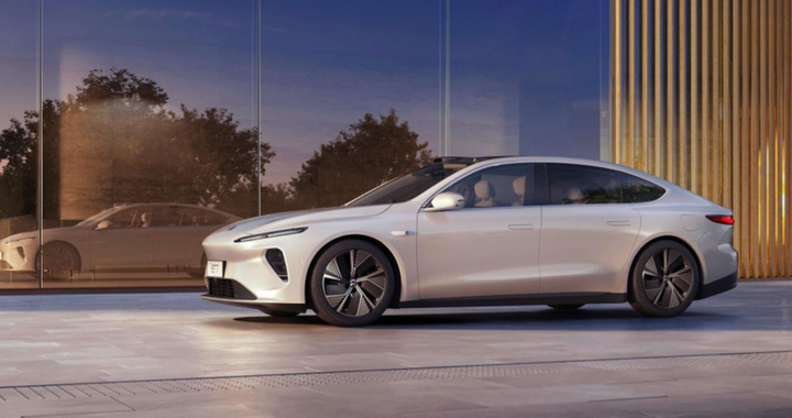 蔚来ET7试驾报告，50万配置吊打56E？ - 知乎