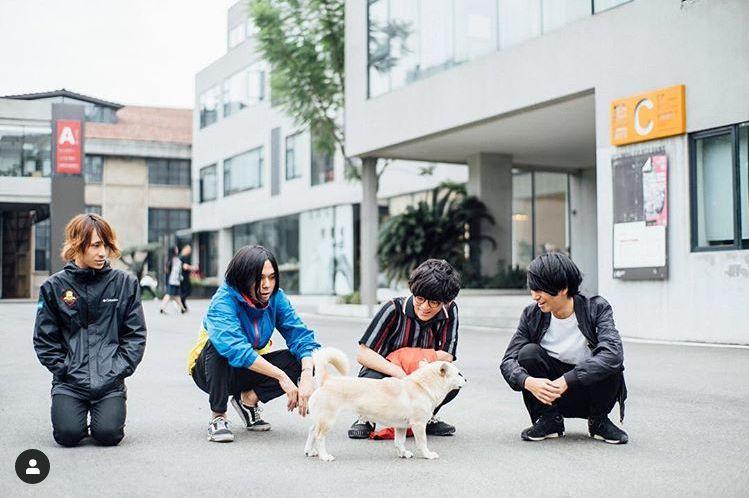 如何评价wowaka(现実逃避P)？ - 知乎