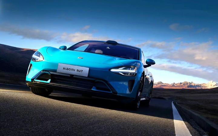 雷军发起投票调研：哪款轿车最好看，小米SU7力压Model 3排名第一 - 知乎