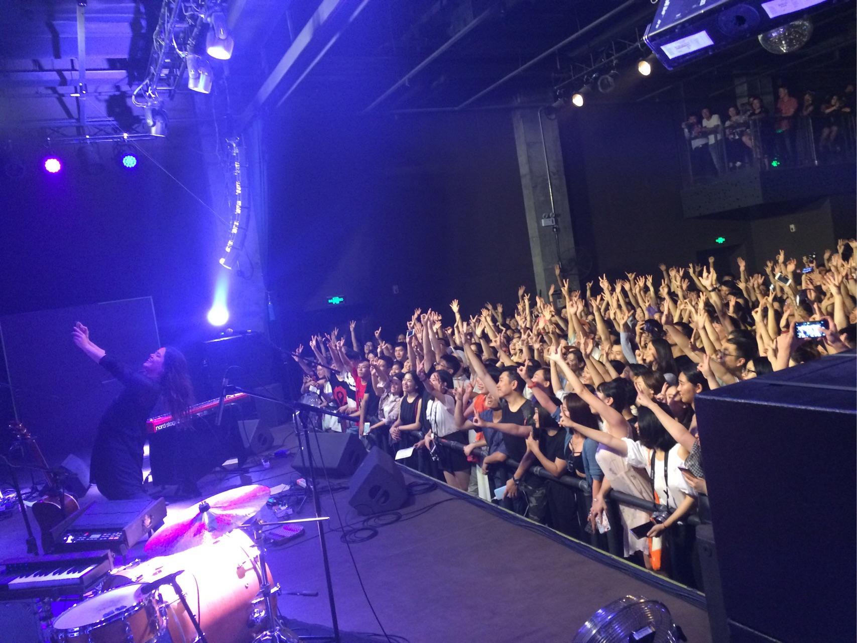 第一次看LiveHouse是什么体验？ - 知乎