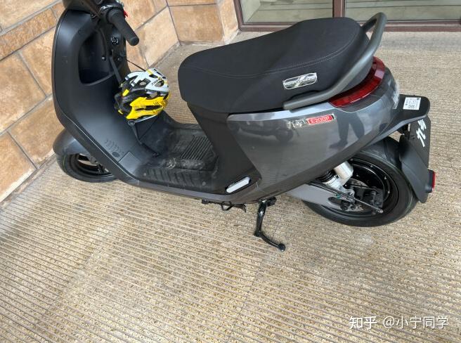 九号电动摩托车E200PMK2（九号e200pmk2）怎么样？使用两月后优缺点评测