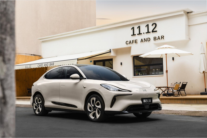 23万起售，智己LS6狂卷小鹏G6，全系标配激光雷达英伟达OrinX，毛豆Y：你们不要再打啦 - 知乎