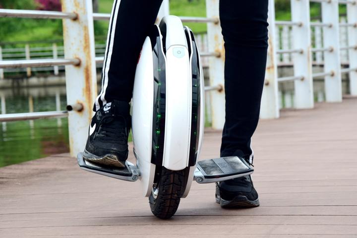 多种玩法，炫酷且极具圆润灵动性的Ninebot One A1 体验 - 知乎