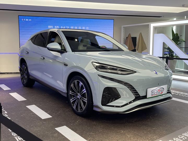 腾势N7上市 30.18万起售 比Model Y卖点丰富 - 知乎