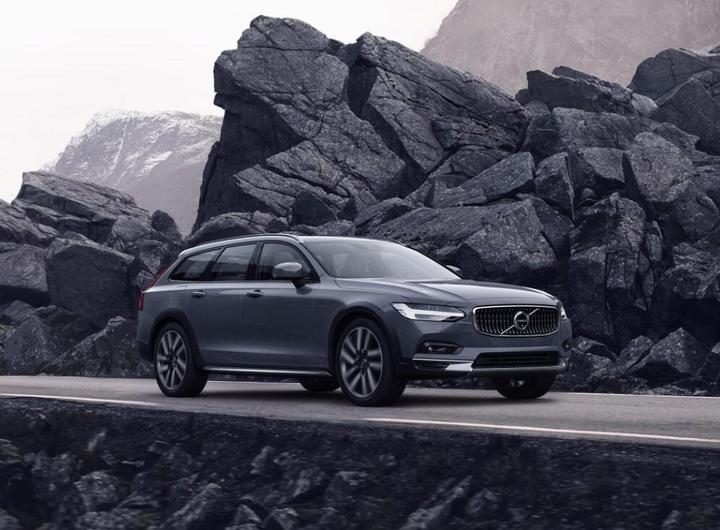 外观动力小幅度修改，中期改款沃尔沃V90 CC上市售44.79万元起 - 知乎