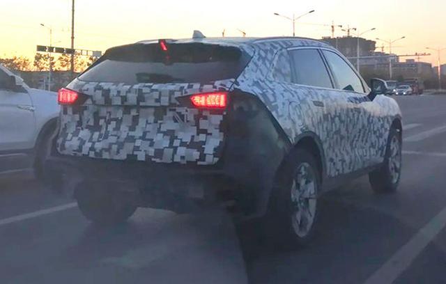 全新VV7谍照曝光，外观大改，动力升级，还要什么领克01 - 知乎