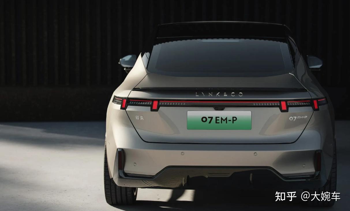 小米汽车新对手！领克07 EM-P为何备受关注？运动性是大亮点！ - 知乎