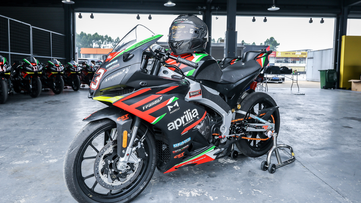 国产头盔天花板，摩雷士R90 GP真实体验！ - 知乎