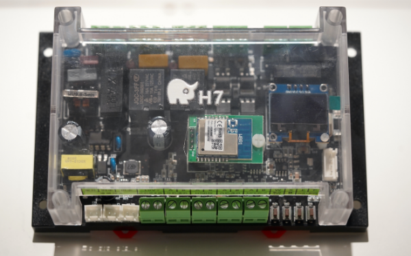 犀牛王地面调温：犀牛王H7智控中心与犀牛王智慧DC内机的完美结合 - 知乎