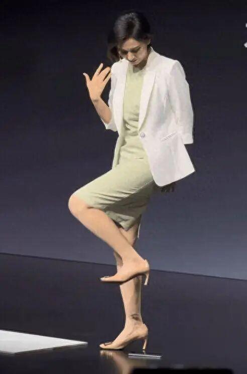 王腾因泄密被小米开除，OPPO的Monica也宣布离职 - 知乎