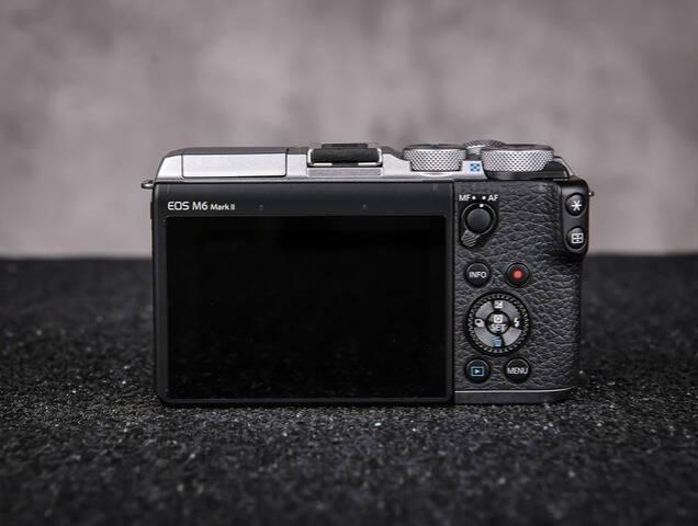 性能有着不错的提升，佳能EOS M6 Mark II这款相机入手更简单 - 知乎