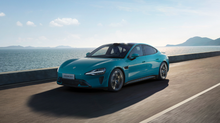 同价位对决，7和8到底谁强？小米SU7 VS 银河E8 - 知乎