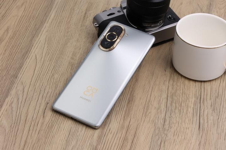 2699起华为nova10系列开售：影像颜值螺旋升级，年轻人潮流旗舰 - 知乎