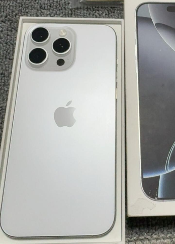 网友贪便宜7100买iPhone16Pro Max！结果是ID机，已泪崩！ - 知乎