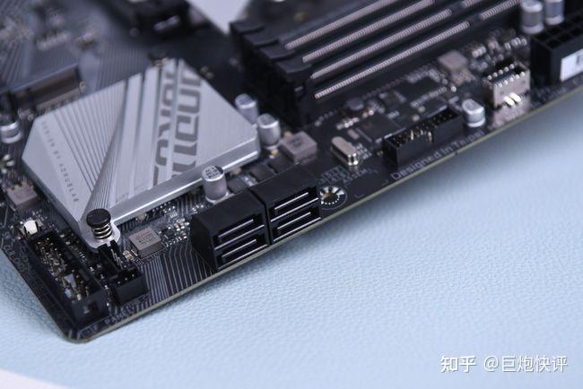 B660 / H610芯片组解析！高性价比12代i5配置测试 - 知乎