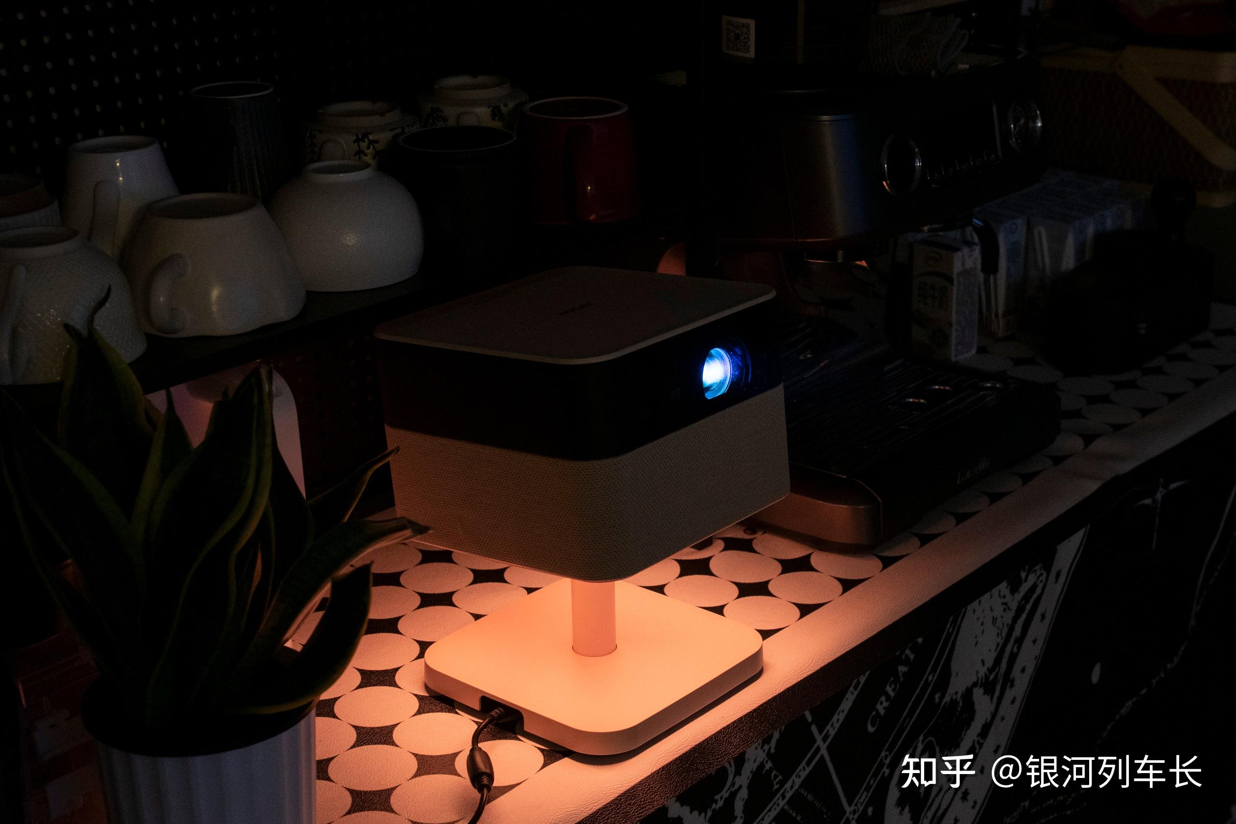 3LCD平价战神——爱普生EF-51实测：不到四千的4K投影仪能否改写投影市场格局？ - 知乎