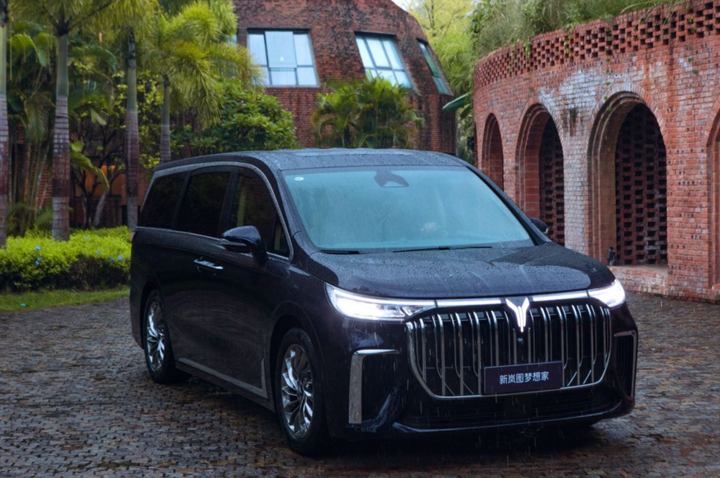 30多万中大型MPV推荐，新岚图梦想家、传祺E9怎么选？ - 知乎