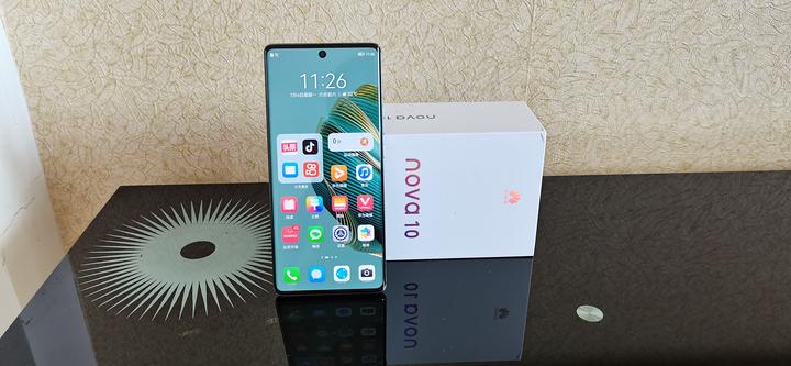 华为Nova10到底值不值得买？全面评测！1部手机能顶1个vlog团队 - 知乎