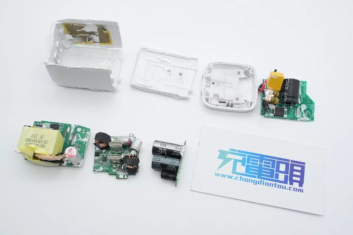 拆解报告：belkin贝尔金65W双USB-C口氮化镓充电器WCH013yz - 知乎