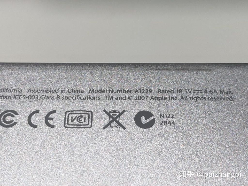 带你看看：一台2008年早期的17寸MacBook Pro工程机 - 知乎