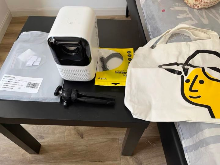 投影仪怎么使用？小明Q2 Pro和极米Z6X两款热门投影仪大测评！ - 知乎