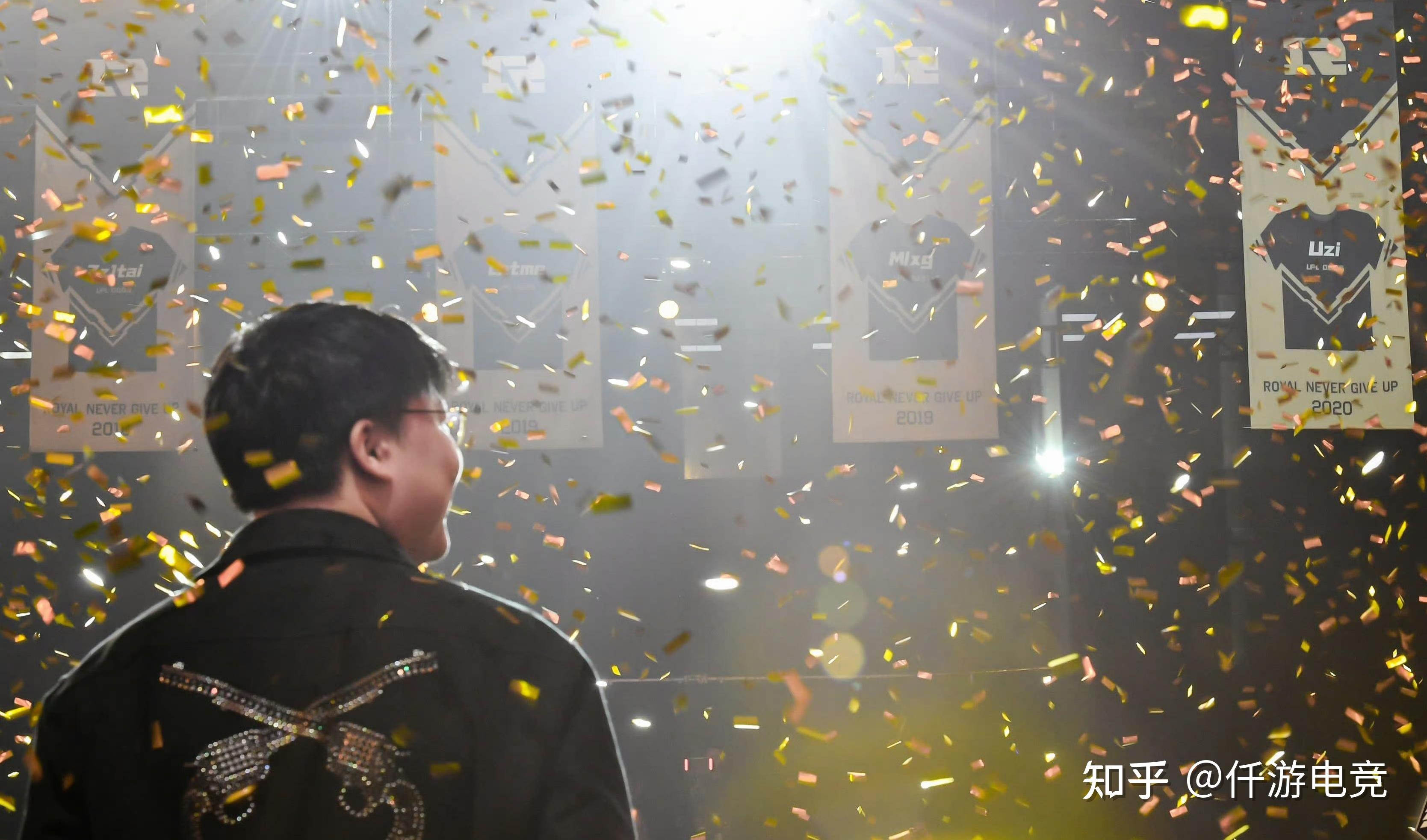 UZI直播揭露S10退役真相：主播真正退役只有被RNG强制退役那一次 - 知乎