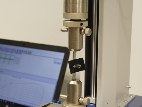 皮革撕裂强度测试的国际标准：ISO 3377-2:2016规定解析 - 知乎